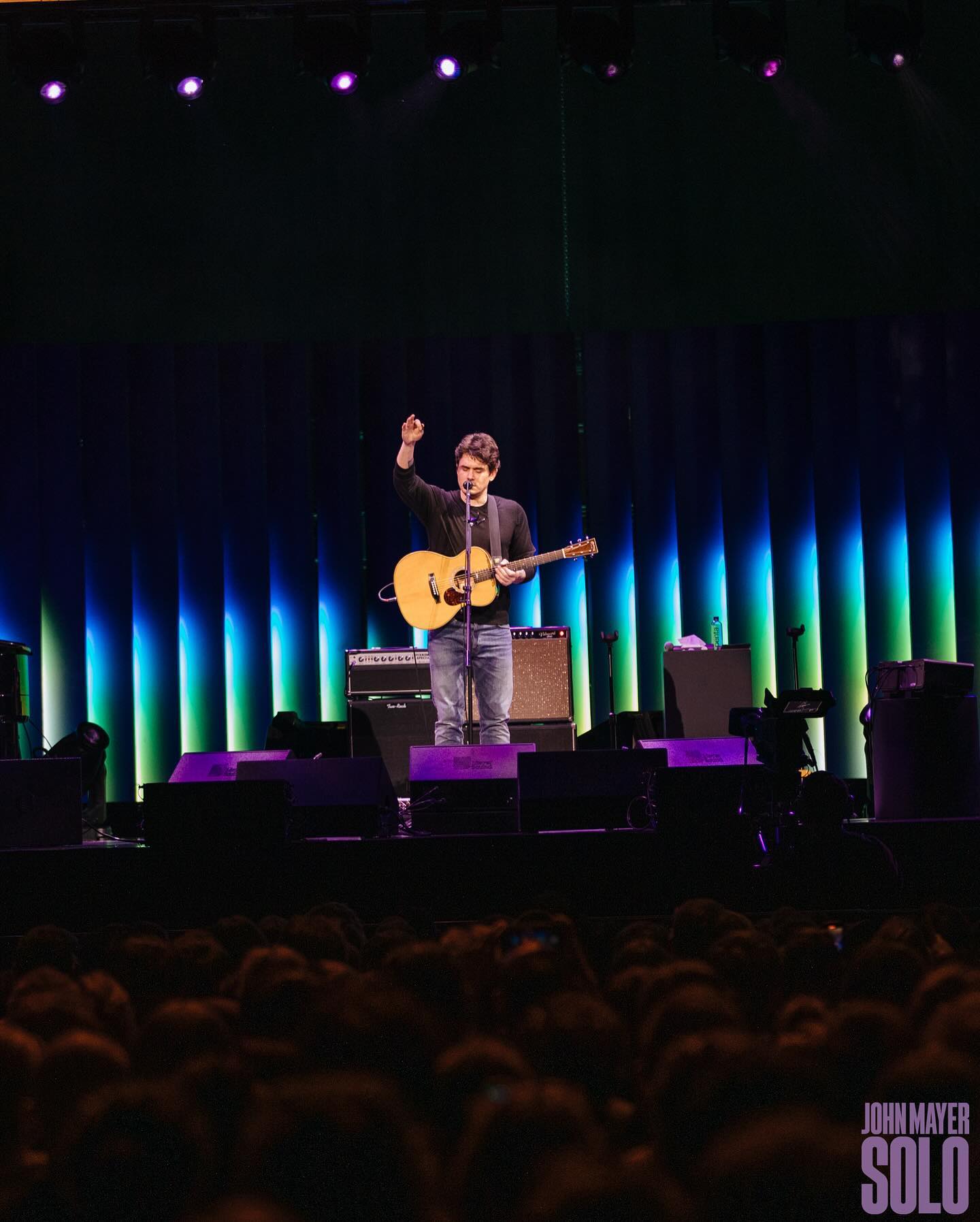Live reports | John Mayer enfin à Paris à l'Accor Arena ! - Pozzo Live